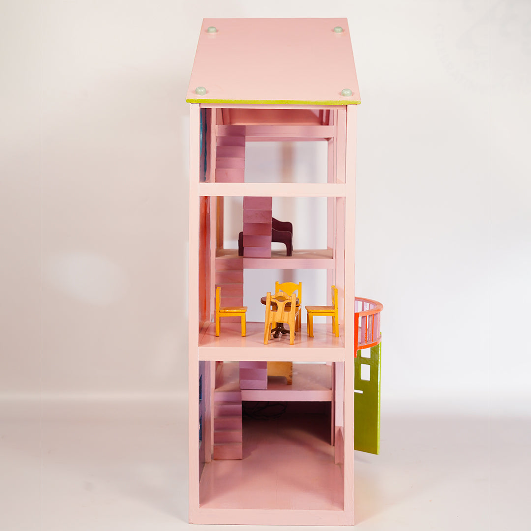 WOODEN OPEN DOLL HOUSE WITH LIGHT – TOYWOOD